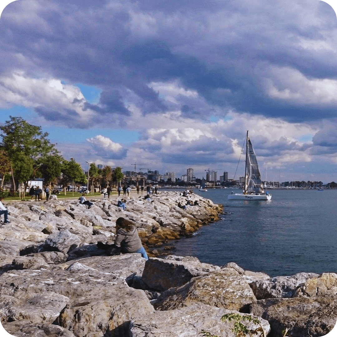 The Most Beautiful Places To Visit By The Sea In Istanbul