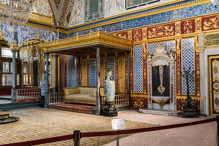 Visit the Topkapi Palace in Istanbul: Everything to Know