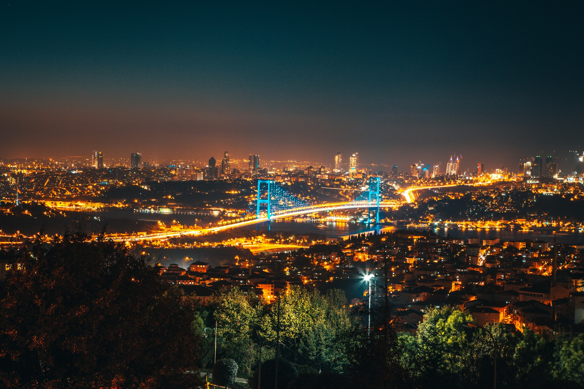 Istanbul Famous Bridge: Learn About This Important Bridge in 5+ Areas